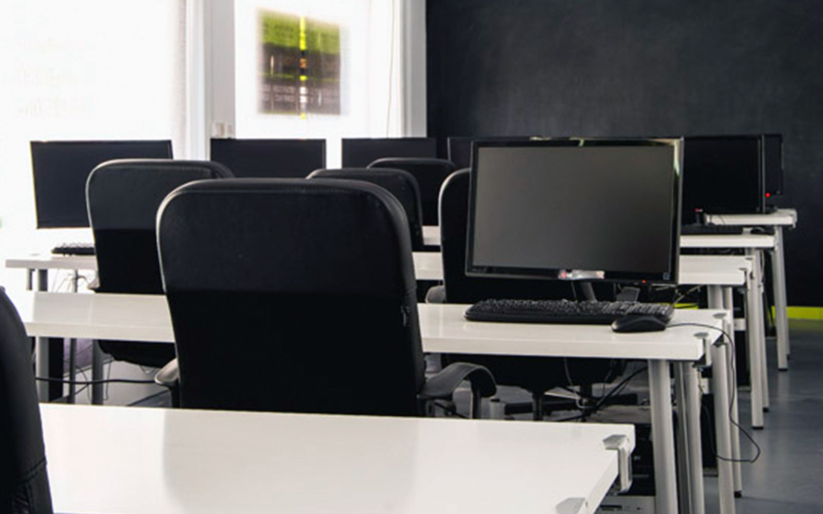 Escuela Virtual - Escuela Superior de Arte y Diseño de Andalucía